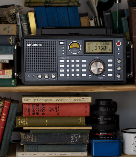 Grundig Satellit 750 Shortwave Radio – Best Made Company